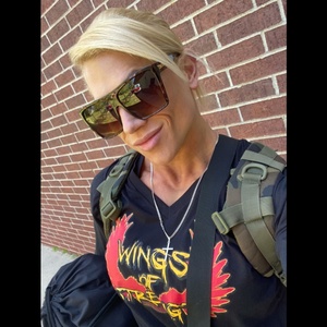 Julia Föry IG juliafoery