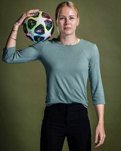 Merle Frohms - Twitter, Instagram, Facebook Collection Sammelthread ...